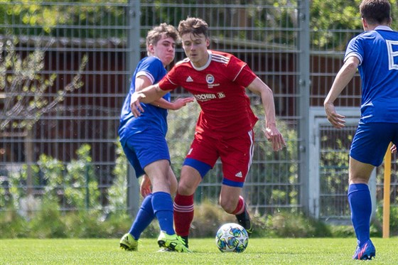 Baiersdorf und Schwaig legen vor: Mögeldorf zieht nach - Germania wahrt ...