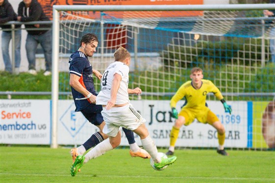 Groß'lohe feiert Arbeitssieg: Quelle trotzt Schwabach ein Remis ab ...