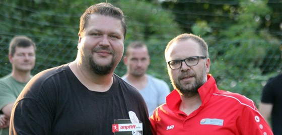 Ehrung beim Super-Cup: Stefan Sperber ist Trainer des Jahres - fussballn.de